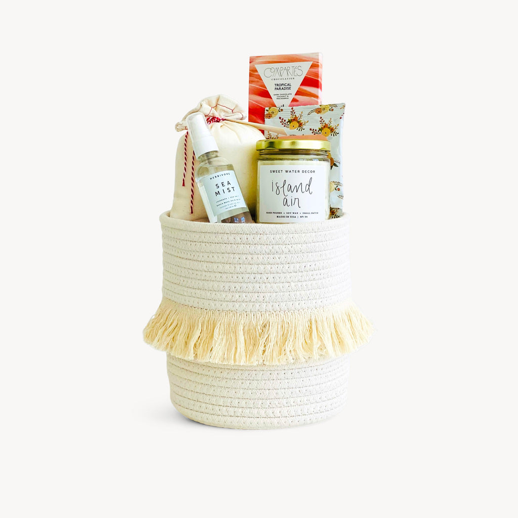 Giftsmith - Curated Gift Boxes and Baskets for every occasion.